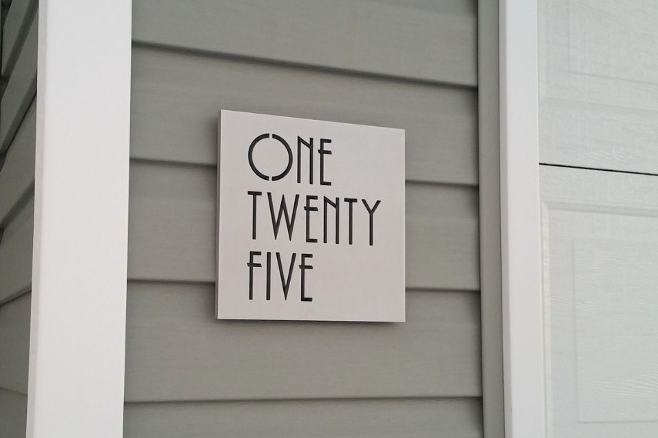 Custom Made Address Signs, Personalized Plaques, and Numbers