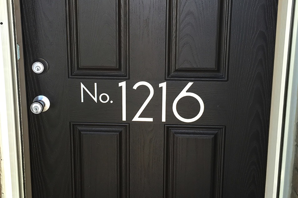 Custom Made Address Signs, Personalized Plaques, and Numbers