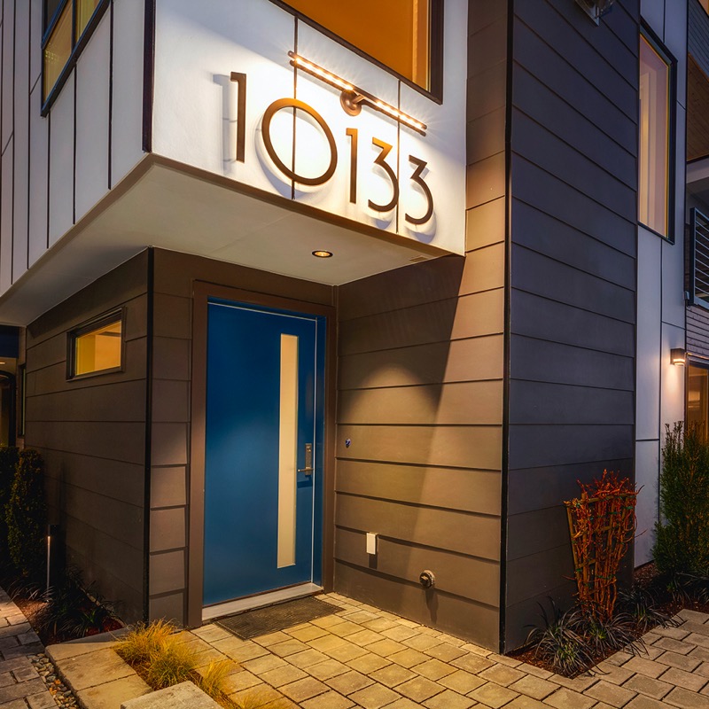 Order Large Quantities of Commercial-Grade Signage